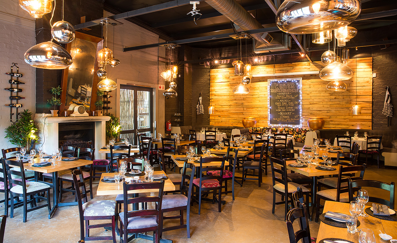 Jakes in the Village | Restaurant & Bar in Steenberg - St James Guesthouses